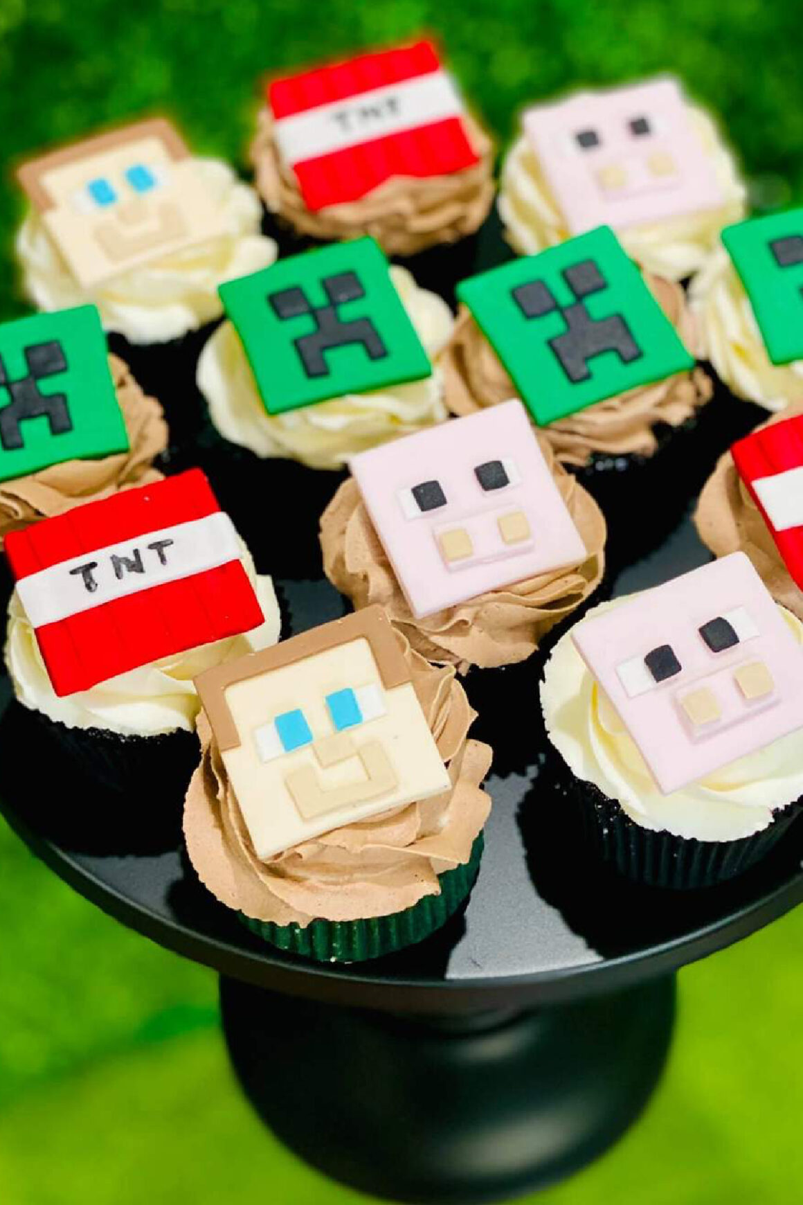 20 Minecraft Birthday Decoration Ideas - Simple Home Spaces